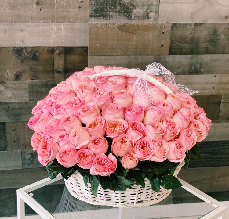 Garden Roses Euphoria Basket