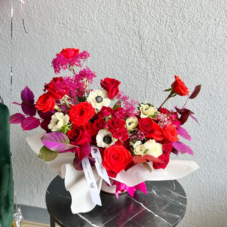 Esmeralda Fresh Flower Box