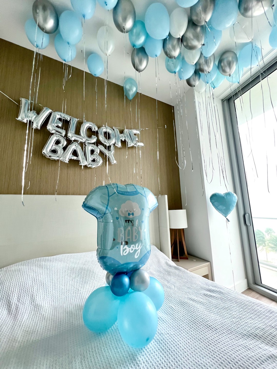 "Welcome Baby" Balloon Package